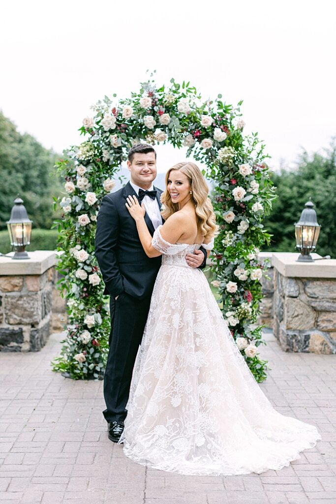A Stunning Wedding at Tappan Hill Mansion | Fiona + Charlie