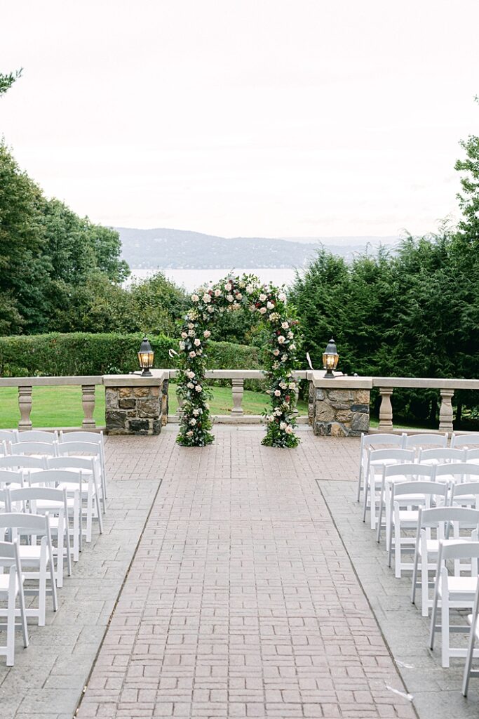 A Stunning Wedding at Tappan Hill Mansion | Fiona + Charlie